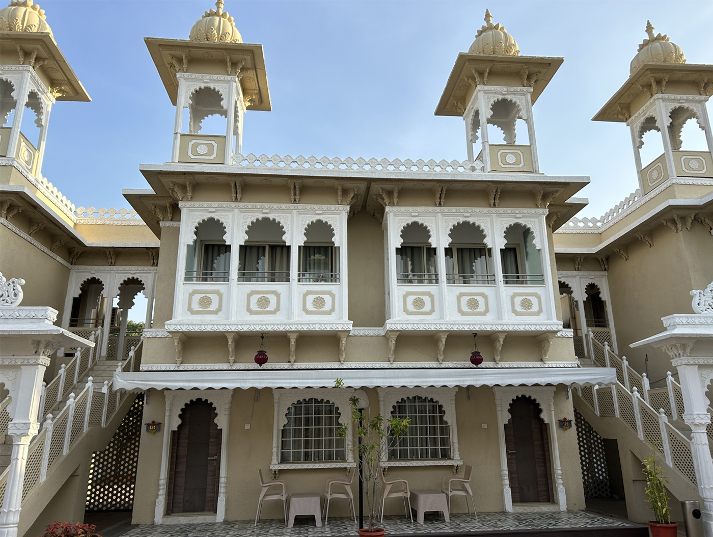 Hotel in Goa | Hotel in Lonavala | Hotel in Mahabaleshwar - Hotel Gautam