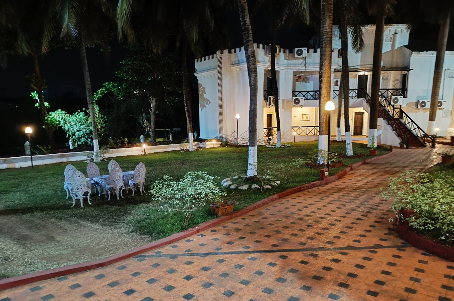 Hotel in Goa | Hotel in Lonavala | Hotel in Mahabaleshwar - Hotel Gautam