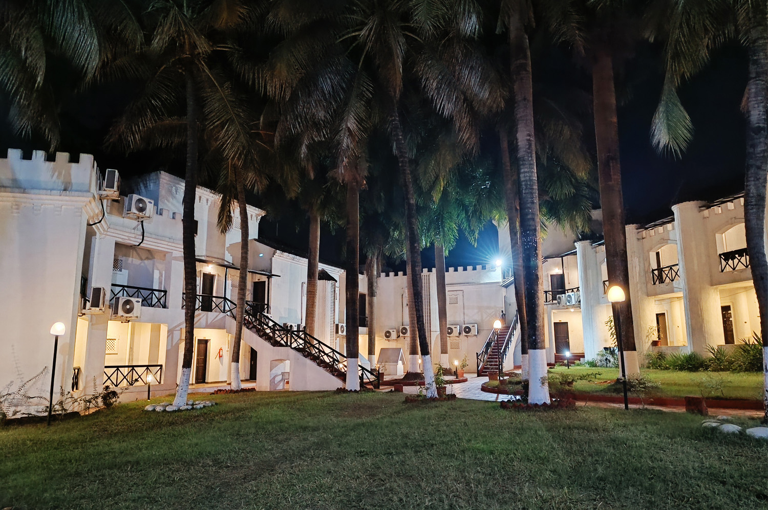 Hotel in Goa | Hotel in Lonavala | Hotel in Mahabaleshwar - Hotel Gautam